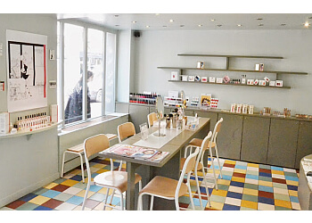 3 Best Beauty Salons in Paris, France - Expert Recommendations