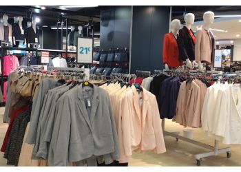 3 Best Clothing Stores in Lille, France - Expert Recommendations